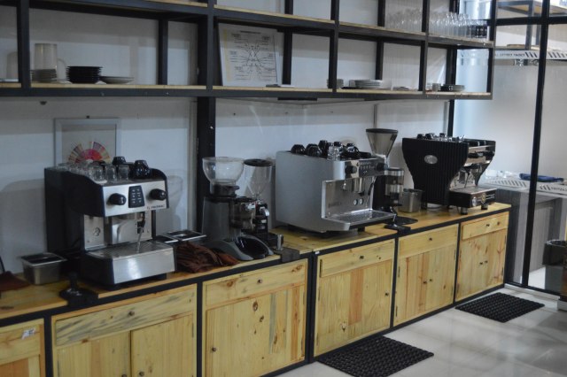 Coday Coffee Lab and Roastery, Café yang Merangkap Sebagai Sekolah Kopi ...