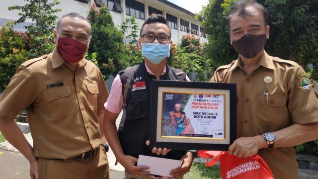 SMKN 4 Kota Bogor Bergerak untuk Kemanusiaan | kumparan.com