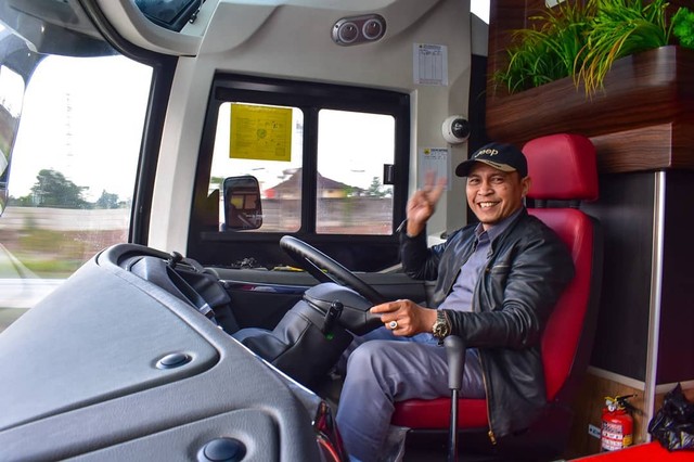 Penjelasan Kenapa Kursi Sopir Bus Lebih Rendah dari Penumpang ...