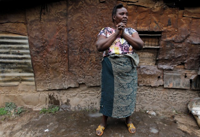 Foto: Perempuan Kenya Kampanye Melawan Kebrutalan Polisi | kumparan.com