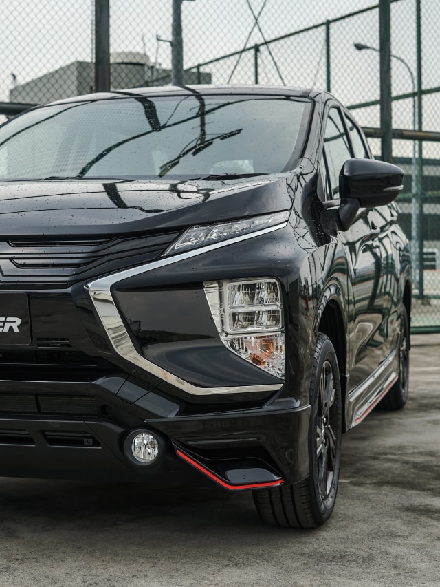Foto: Lebih Sporty, Begini Wujud Mitsubishi Xpander Black Edition ...