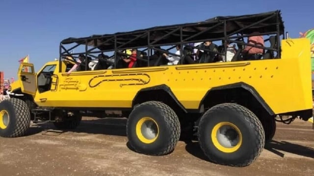 Mobil Raksasa Ini Dijual di Situs E-Commerce, Berminat Membeli ...