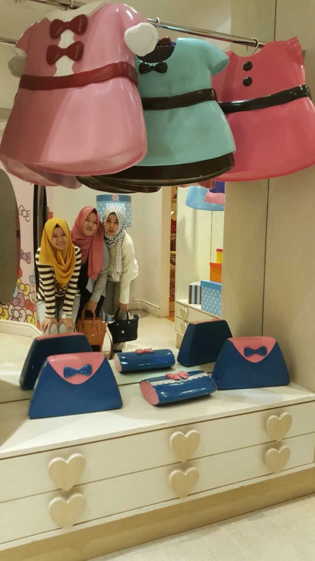 Good Bye Sanrio Hello Kitty Town Malaysia | kumparan.com