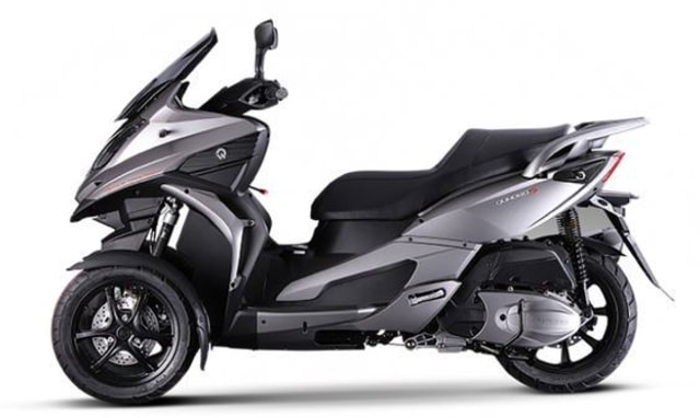 Piaggio MP3 Baru Masuk, Qooder Indonesia Siap Rilis Motor Roda Tiga ...