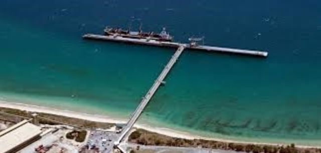 Macam-macam Bangunan Pelindung Pantai | kumparan.com