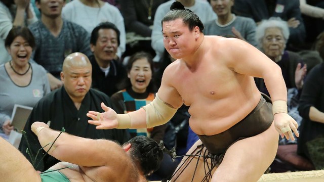 Atlet Sumo Papan Atas Jepang, Hakuho, Terinfeksi Virus Corona ...