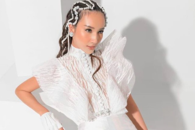 Profil Bella Aprilia Sant yang Dikabarkan Akan Menikah Besok dengan ...