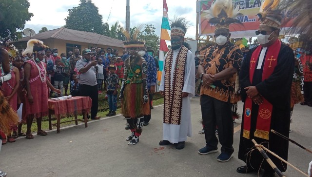 Gedung Gereja GKI Ebenhaezer Ayawasi Diresmikan Pada Momen HUT PI ke ...