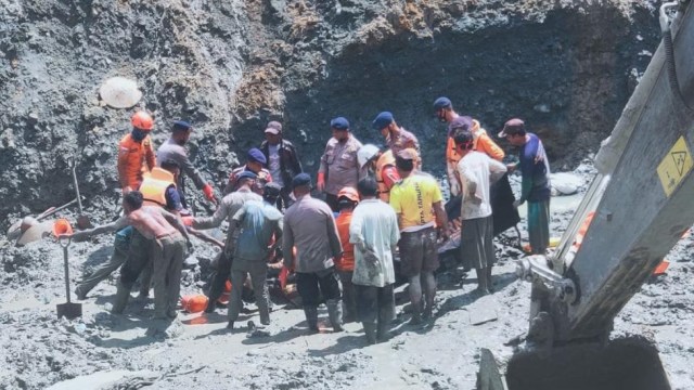 Total 6 Orang Tewas Akibat Longsor Penambangan Emas Ilegal di Sulteng | kumparan.com