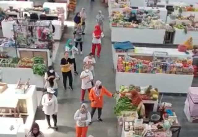 Wujudkan Pasar Sehat, Pemkot Malang Terapkan Senam Sehat ala Pedagang ...