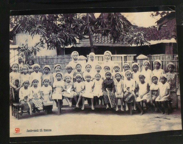 Sejarah Berdirinya Taman Kanak-kanak di Indonesia | kumparan.com