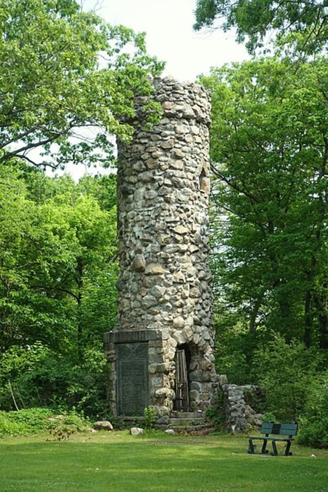 Menara Norumbega, Bangunan Penghormatan bagi Bangsa Viking di Amerika ...