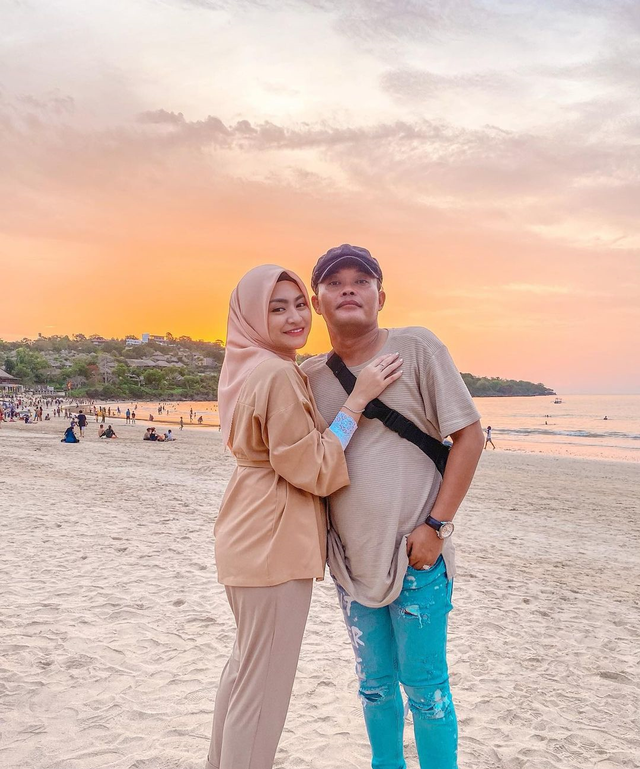 Soal Kisruh Rumah Tangganya dengan Nathalie, Sule Akui Salah dan Minta Maaf | kumparan.com