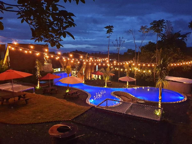 Staycation Bandung? Ini Rekomendasi 4 Penginapan dengan Arsitektur Unik ...