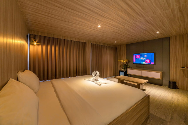 Kontena Hotel di Kota Batu Suguhkan Sensasi Menginap dalam Kontainer ...