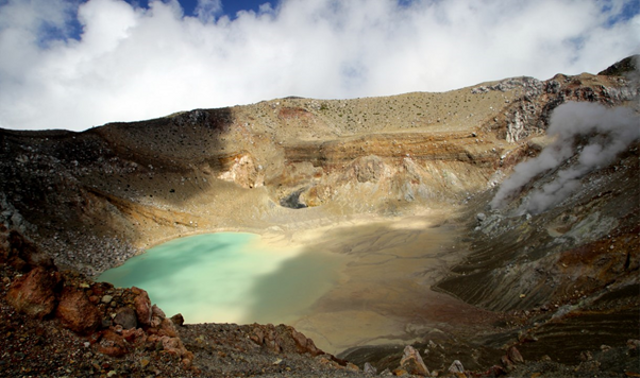 Struktur Geologi Gunung Api Egon: Pemersatu Pulau Flores | kumparan.com