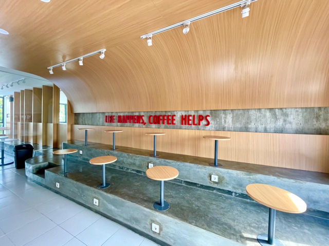 28 Coffee Balikpapan, Hadirkan Kopi Susu Enak dengan Interior yang ...