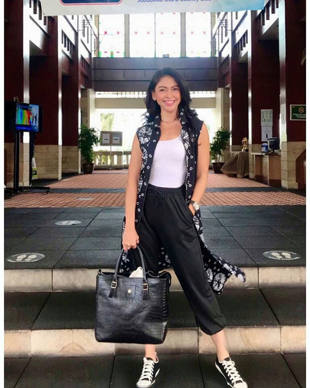 Potret Indira Soediro, Juara Puteri Indonesia Pertama yang Awet Muda di ...