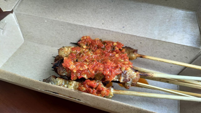 Mencicipi Sate Tuna Pertama di Jogja | kumparan.com