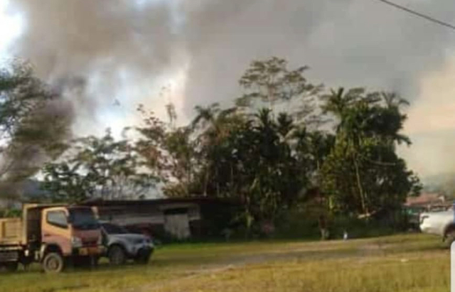 Elelim di Yalimo Papua Mencekam, 8 Gedung Pemerintah Dibakar | kumparan.com