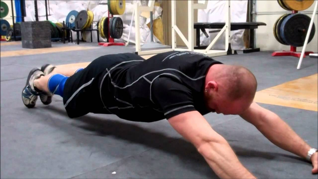 5 Variasi Gerakan Push Up dan Cara Melakukannya | kumparan.com