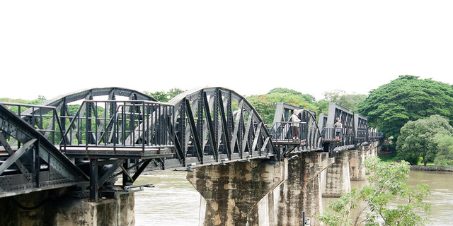 Sejarah Kerja Rodi dan Romusha di Indonesia | kumparan.com