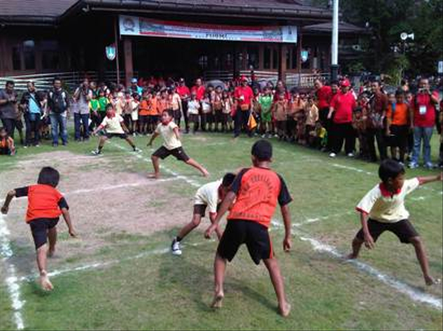 Aturan Permainan Tradisional Benteng Bentengan dan Gobak Sodor ...