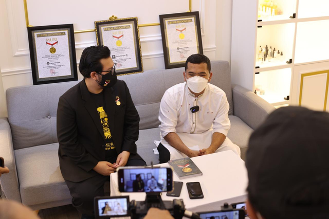 Luncurkan Pstore Glow, Putra Siregar Kembangkan Bisnis di Industri ...