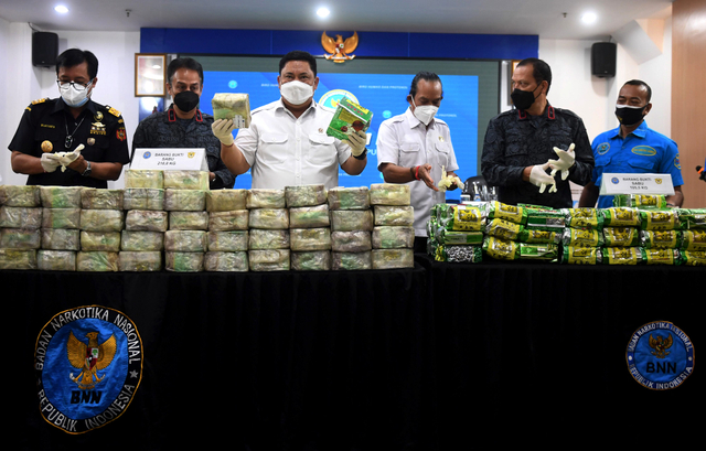 Foto: BNN Gagalkan Penyelundupan 324,3 Kg Sabu Jaringan Internasional | kumparan.com