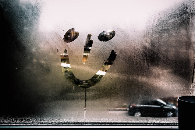 Contoh Peristiwa Mengembun: Gelas Berisi Air Es hingga Proses ...