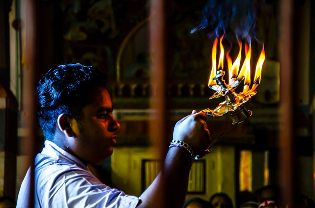 Asal Usul Agama Majusi dan Sejarah Perkembangannya hingga Kini ...