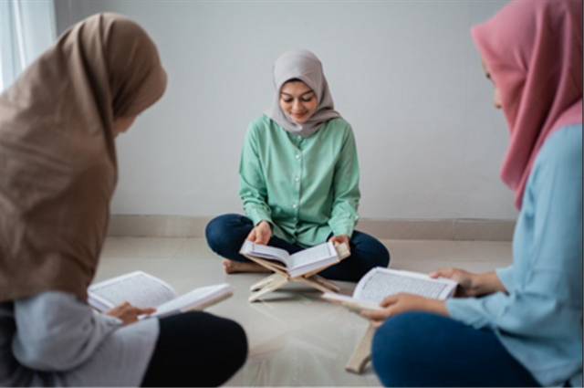 Penjelasan Singkat Kitab Kuning Safinah Pesantren Indonesia | kumparan.com