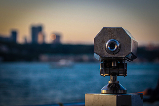 Bagaimana Bayangan yang Dihasilkan Periskop? | kumparan.com