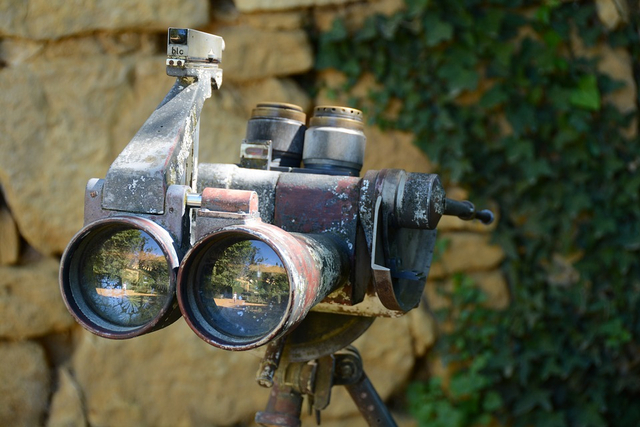 Bagaimana Bayangan yang Dihasilkan Periskop? | kumparan.com