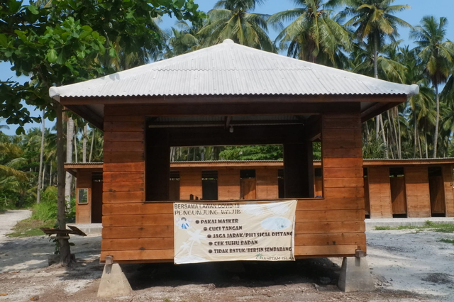 Mengunjungi Eksotisme Pulau Mahitam: Pantai hingga Cottage untuk ...