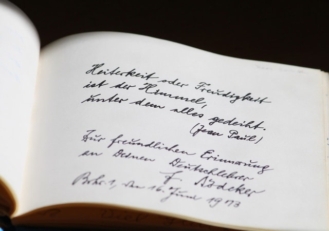 Rima: Pengertian, Jenis-Jenis, dan Contohnya | kumparan.com