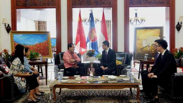 KBRI China Terima Donasi Masker Hingga Tes Antigen dari Zhenshi Holding ...