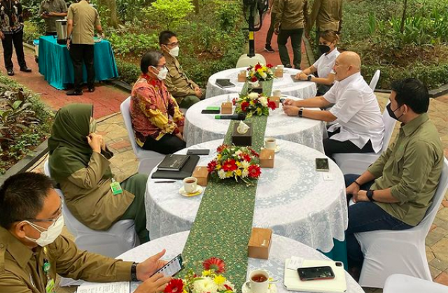 Masuki Bisnis Hijau, Peter Gontha Luncurkan Crypto Utility untuk ...