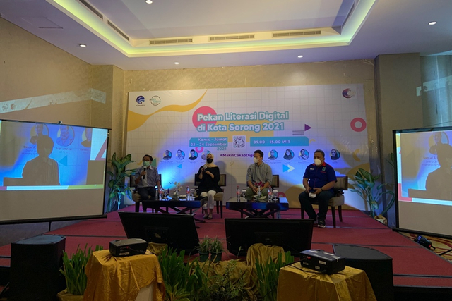Pekan Literasi Digital untuk Masyarakat Sorong, Makin Cakap Digital | kumparan.com