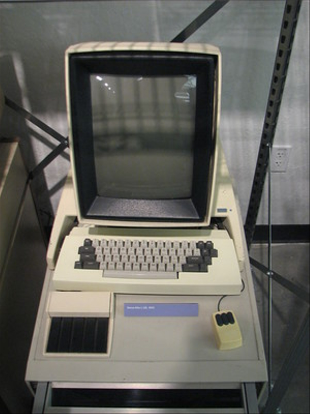 Perkembangan Komputer dari Masa ke Masa, Ini Sejarah Singkatnya ...