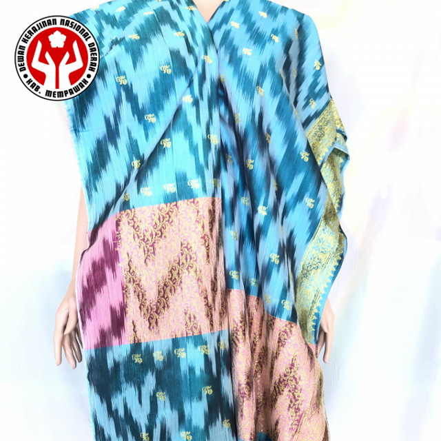 Hari Batik Nasional, Kenali 4 Motif Batik Khas Kalbar | kumparan.com