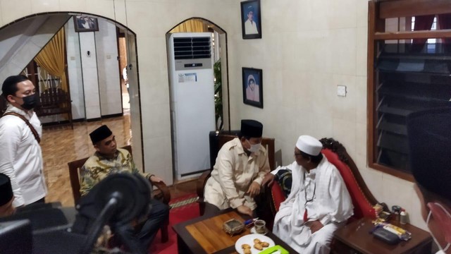 Prabowo Diprediksi Gandeng Cawapres dari NU: Khofifah hingga Cak Imin ... Prabowo Diprediksi Gandeng Cawapres dari NU: Khofifah hingga Cak Imin ...