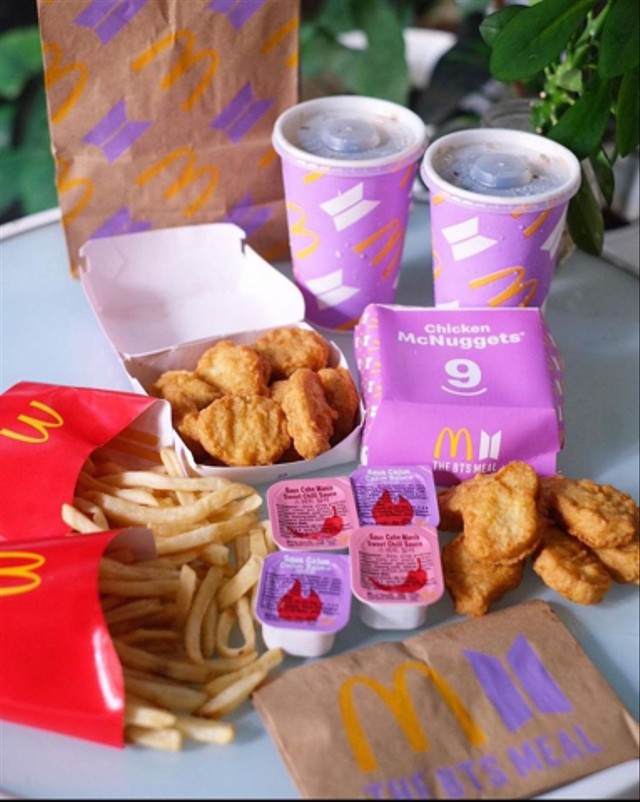 Analisis Pemasaran Kolaborasi Produk McD x BTS | kumparan.com