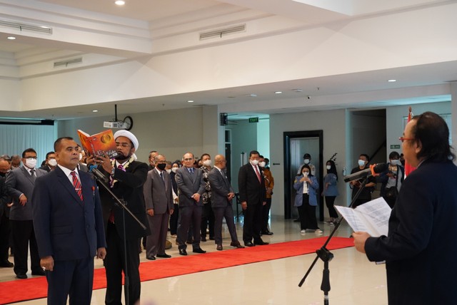 Prof. Dr. Paiman Raharjo Dilantik Sebagai Rektor Universitas Moestopo ...