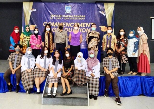 Antusias Siswa Sekolah Darma Bangsa di Lampung, Saat Kedubes AS ...