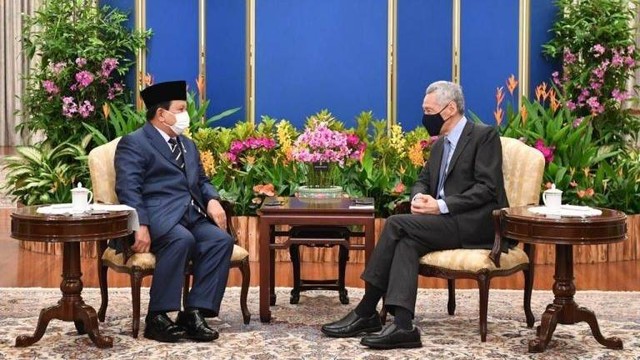 Prabowo Bertemu PM Singapura, Dukung Penuh Peningkatan Kerja Sama Pertahanan | kumparan.com