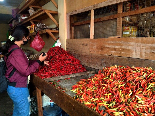 Sempat Tembus Rp 100 ribu, Ini Harga Cabai di Pasar Pasir Gintung Bandar Lampung - Lampung Geh News