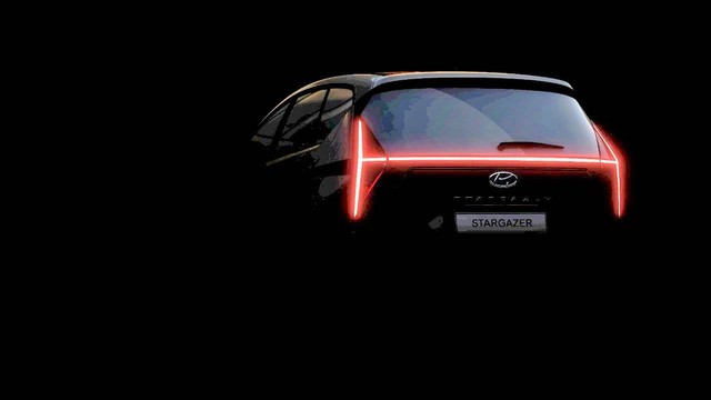 Resmi, Hyundai Sebar Teaser Wujud MPV Stargazer, Segera Meluncur ...