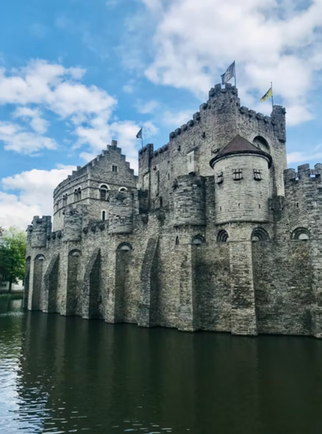 Arti Rumbling di Attack On Titan yang Dilakukan Eren Yaeger | kumparan.com