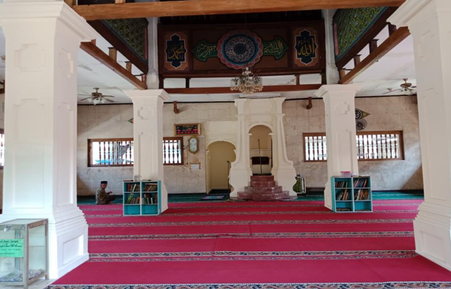 Keberagaman Akulturasi Arsitektur Pada Masjid Al-Anwar Jakarta ...